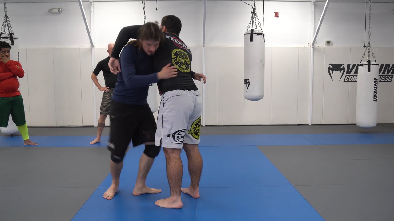Under Hook to Front Head Lock - FFAcoach