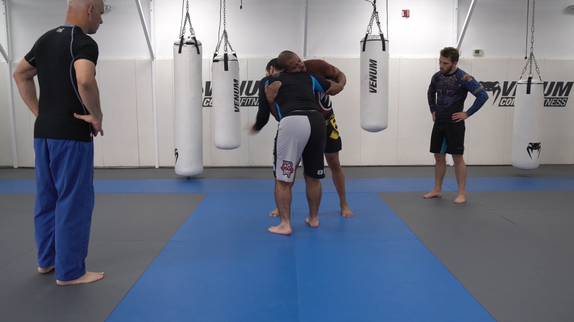 Over Under Near Knee Block - FFAcoach