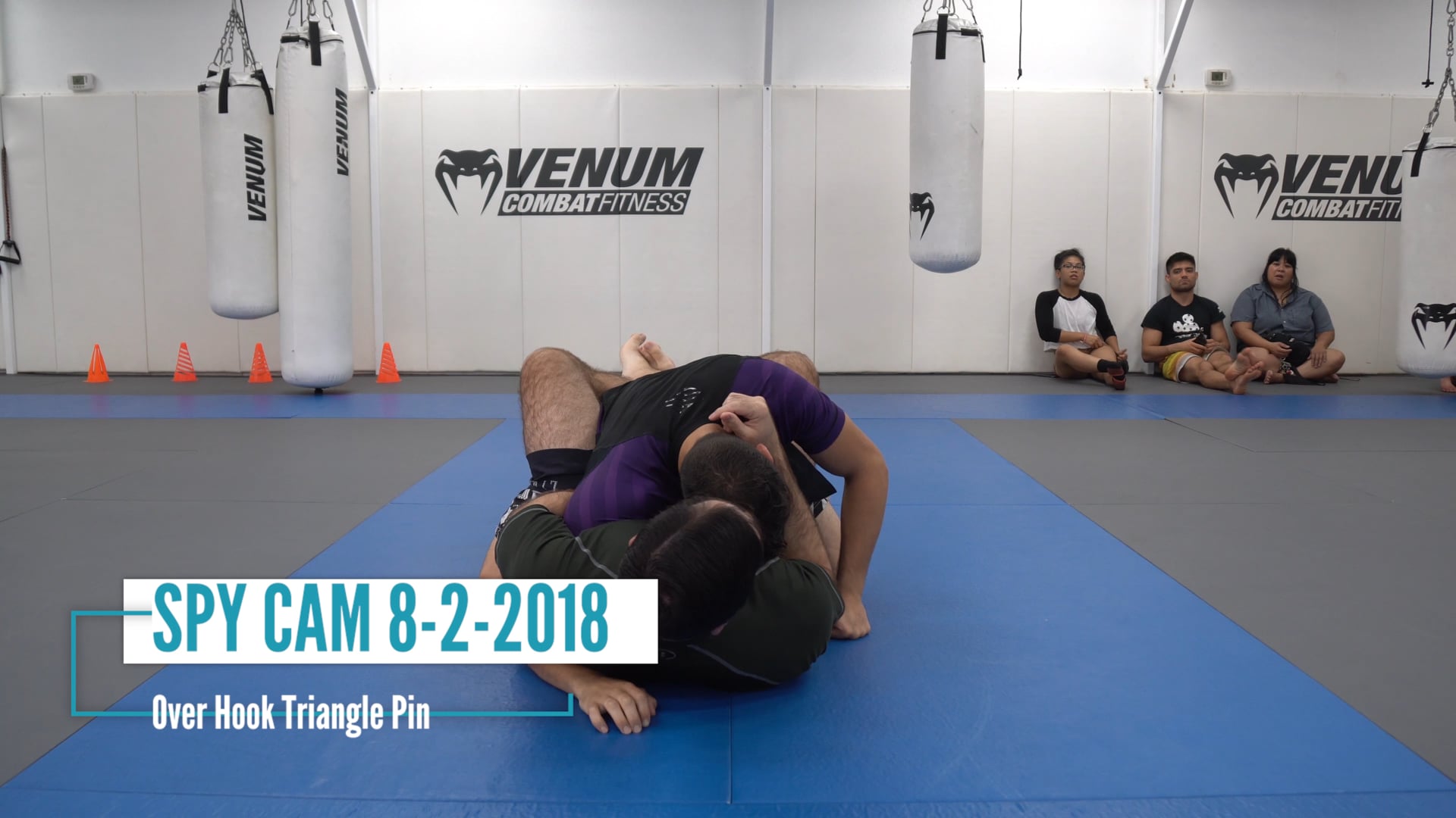 Over Hook Triangle Pin - FFAcoach