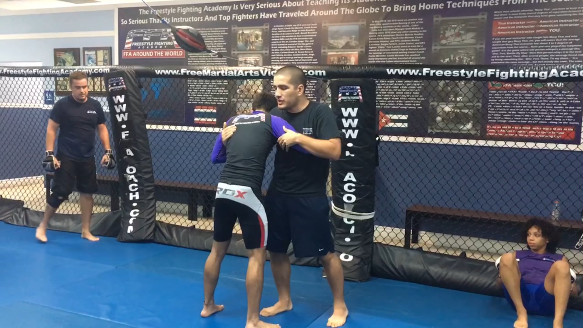Over Under Knee Sweep - FFAcoach