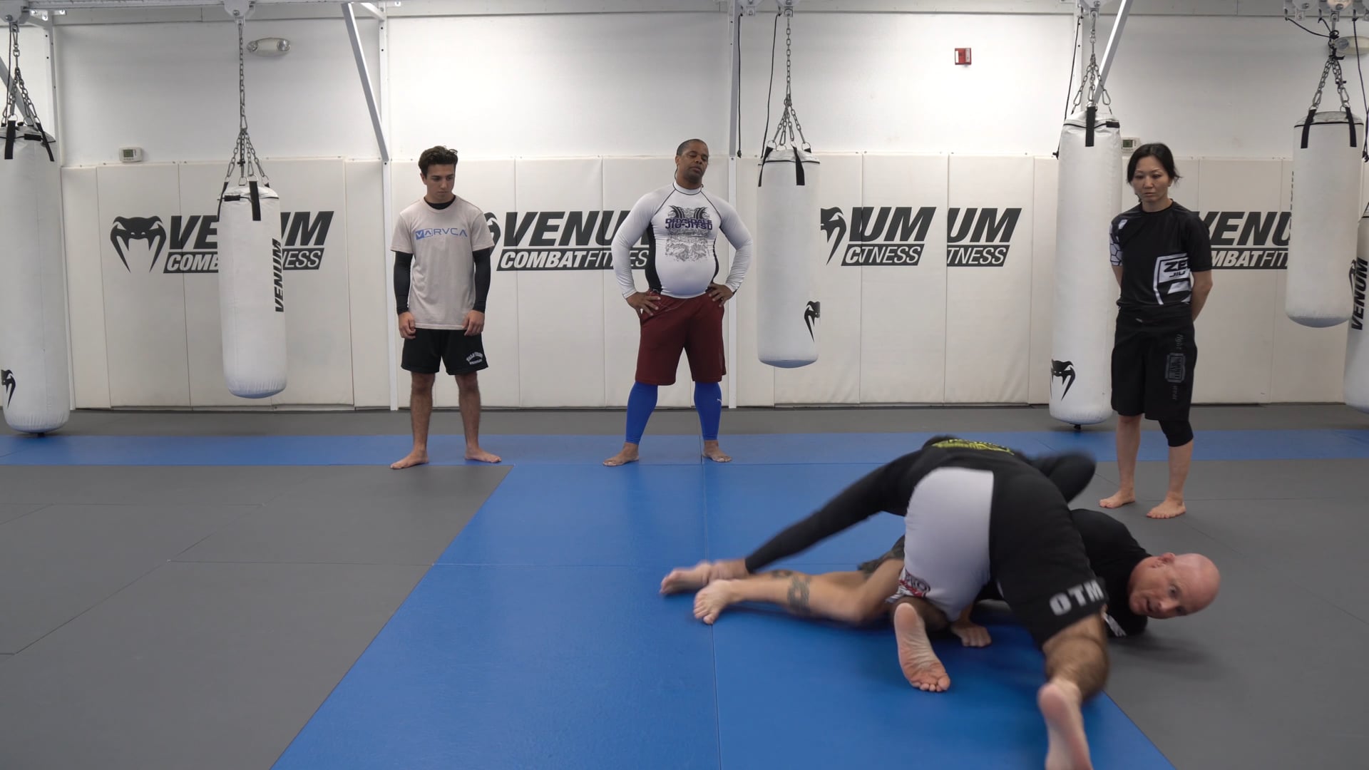 Russian Arm Drag to Eagle Claw Pass - FFAcoach