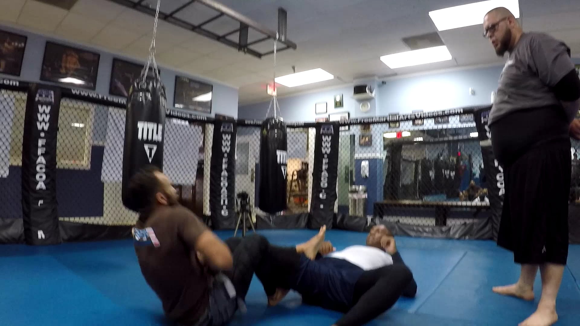 Straight Leg Ankle Lock - FFAcoach