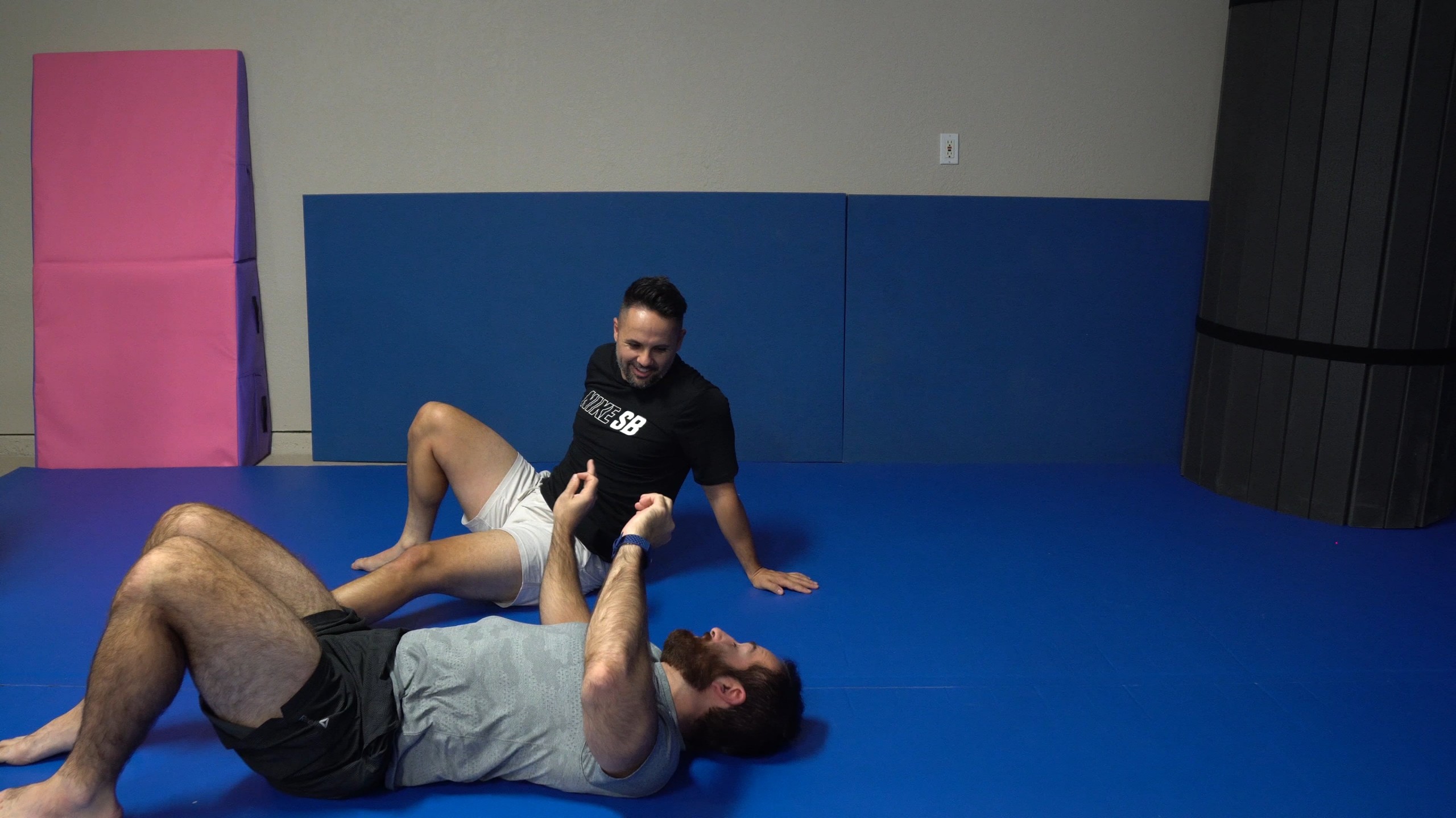 Hip Bump Sweep - FFAcoach