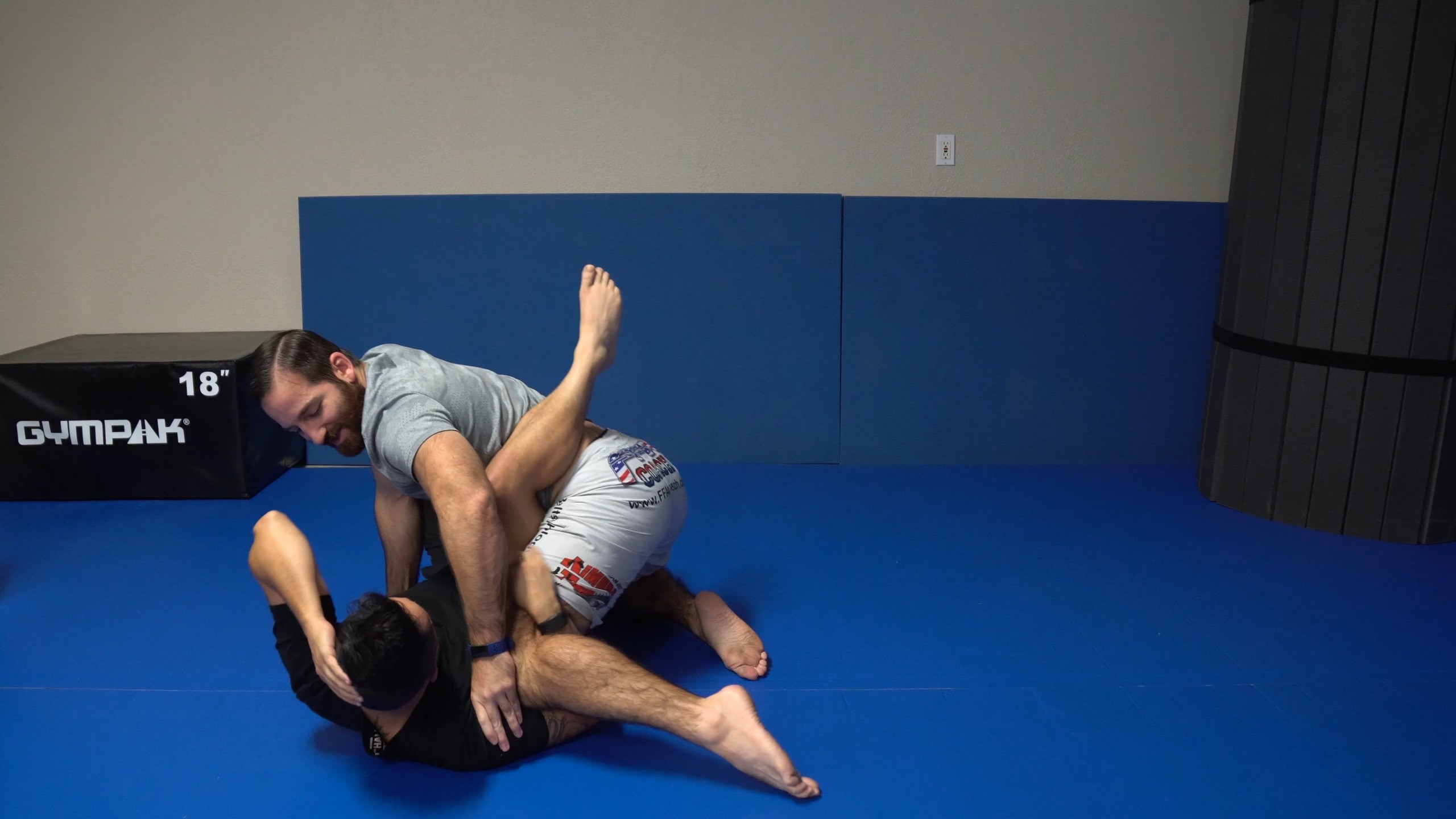 Overhook Arm Bar - FFAcoach