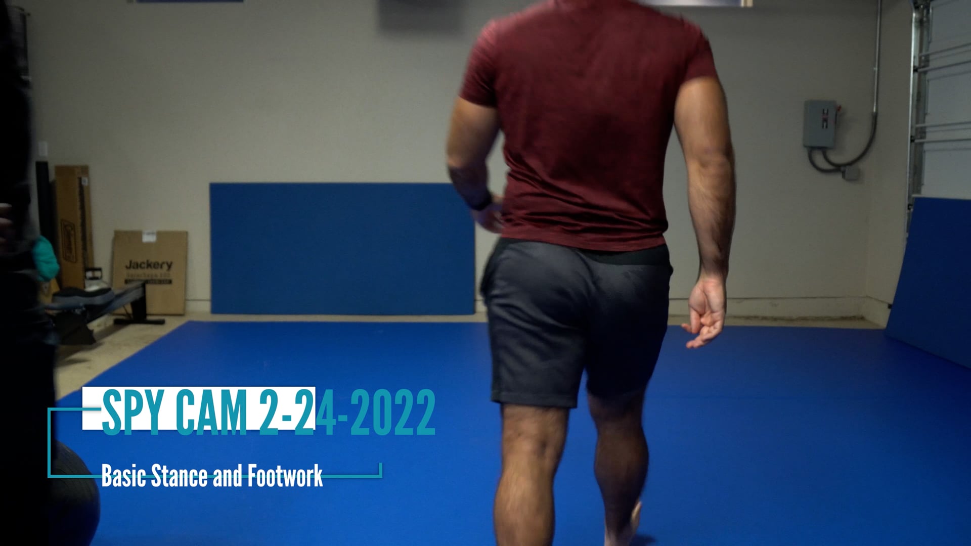 MMA Beginner Series: Basic Stance and Footwork - FFAcoach